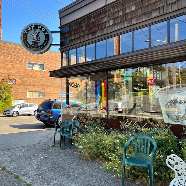 Top Pot Doughnuts - Lower Queen Anne - 325 W Galer St