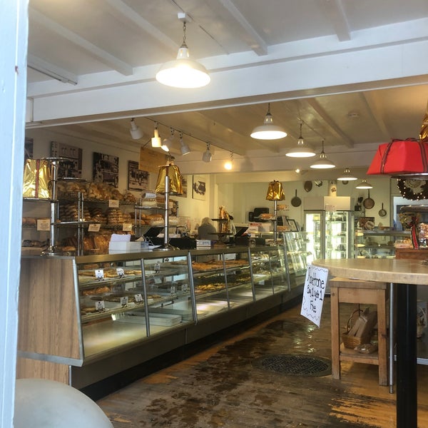 DiCamillo Bakery - Bakery in Lewiston
