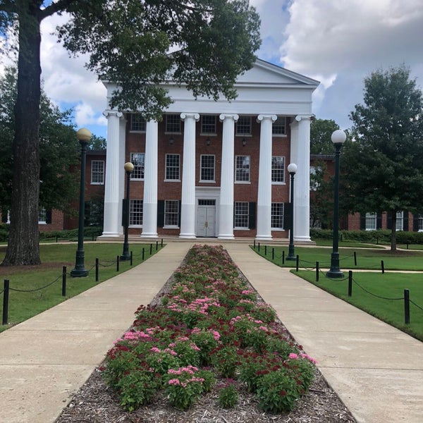 Photos at J.D. Williams Library - 12 tips