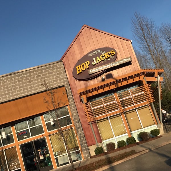 Hop Jack's Pizza Kitchen & Tap Room - 31 tips