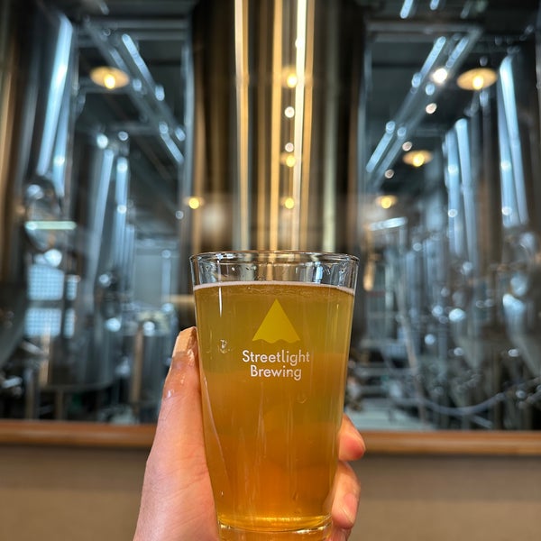 Streetlight Brewing Taproom - Pub in 札幌市中央区