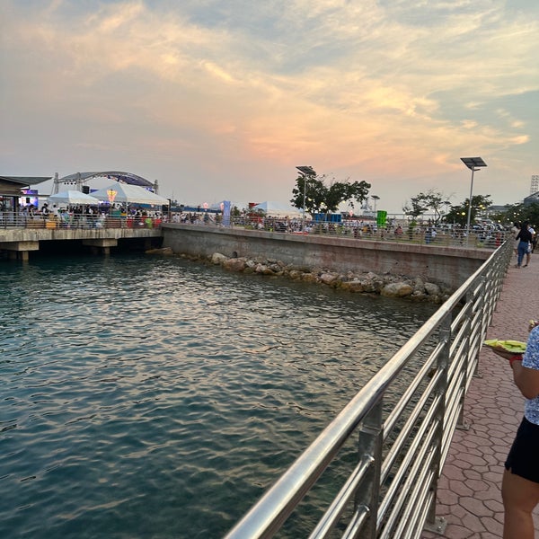 Naga City Baywalk - Naga, Cebu