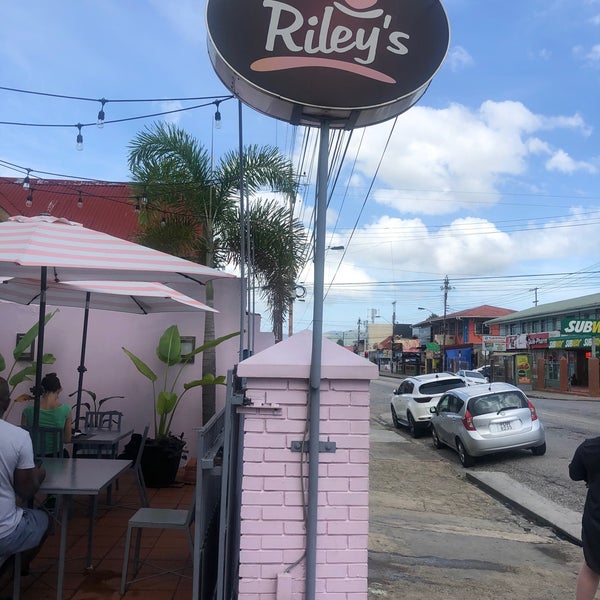 Riley's Cafe - St. James - 15 tips from 89 visitors
