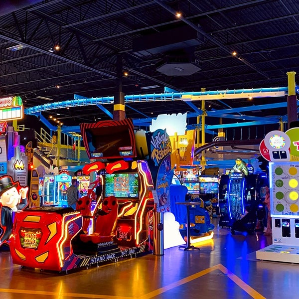 Main Event - 2 visitors