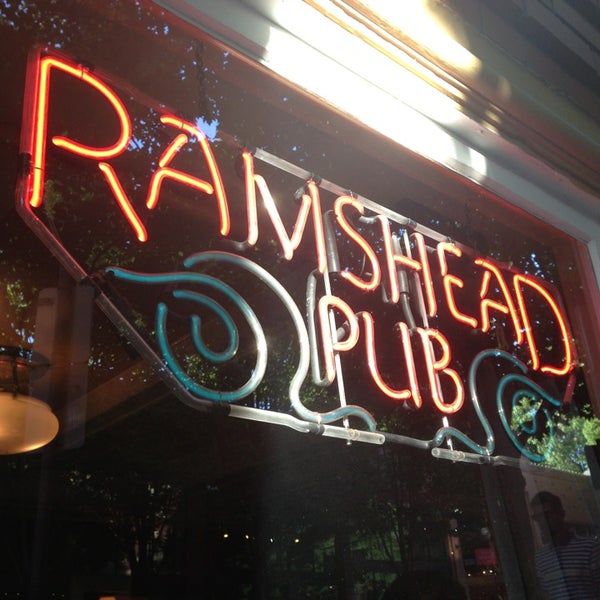 The Rams Head - Pub in Northwest District