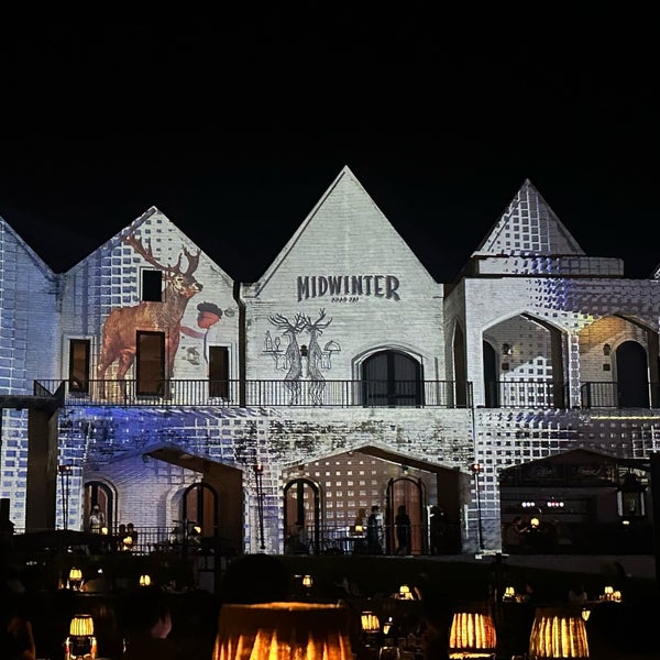 Midwinter Khao Yai (มิดวินเทอร์ เขาใหญ่) - Restaurant