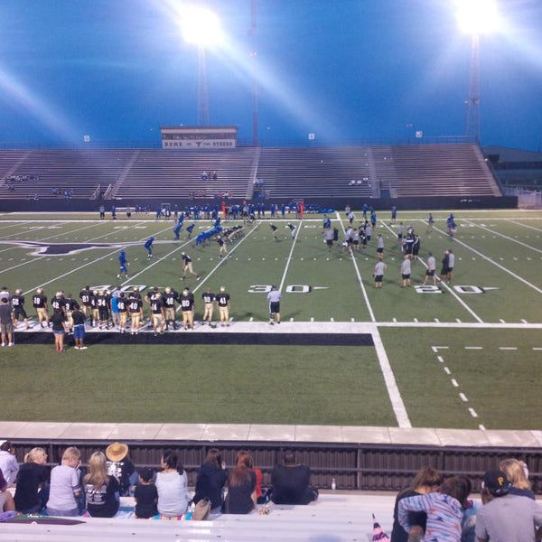 Memorial Stadium - 2 tips