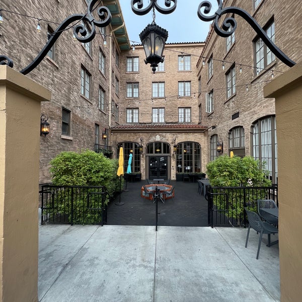 Hotel Petaluma - Historic downtown Petaluma - 205 Kentucky St