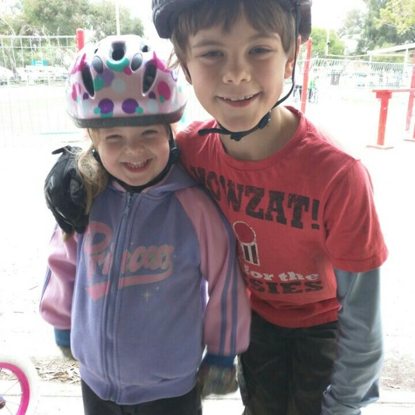 Findon Skid Kids Cycle Speedway