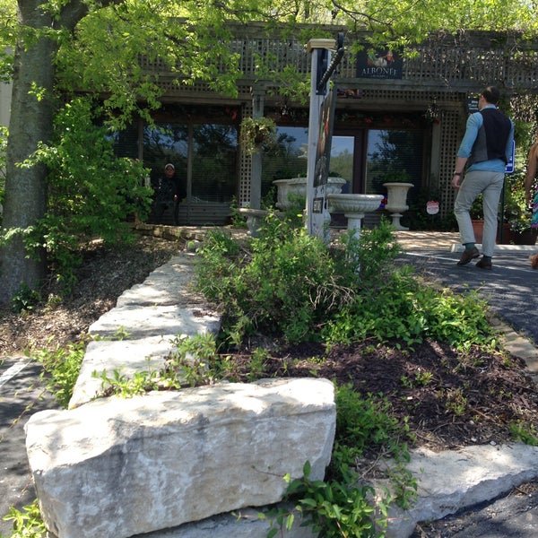 Albone Winery - Wine Bar in Independence
