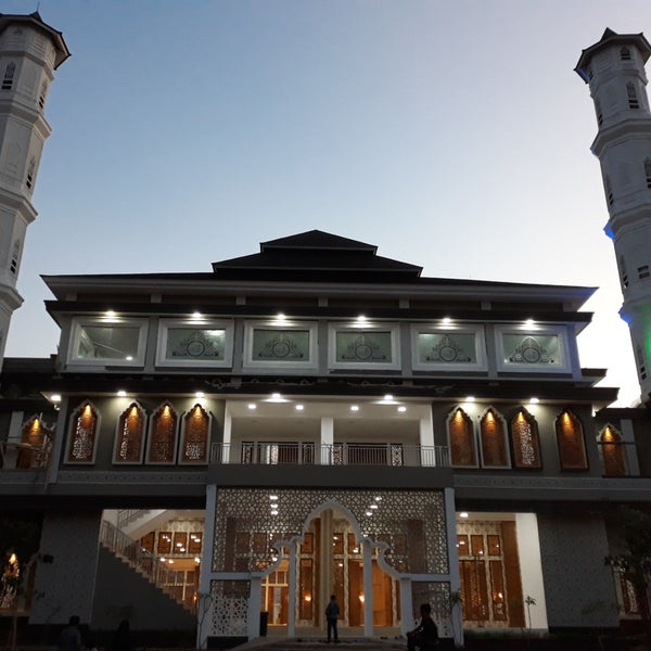 Tajug Gede Cilodong - Jalan Raya Cibungur