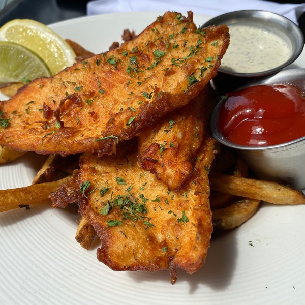 The Loft Restaurant - 1801 Roeder Ave