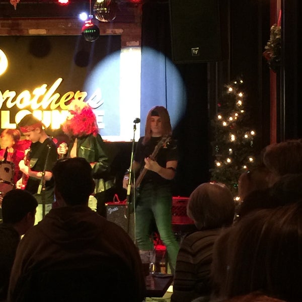 The Brothers Lounge - Gastropub in Edgewater