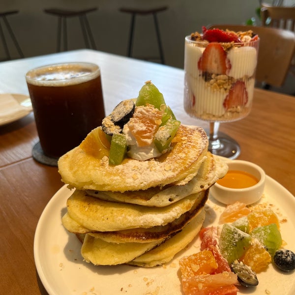 Roundabout Café 圓環咖啡 梅川店 - Café