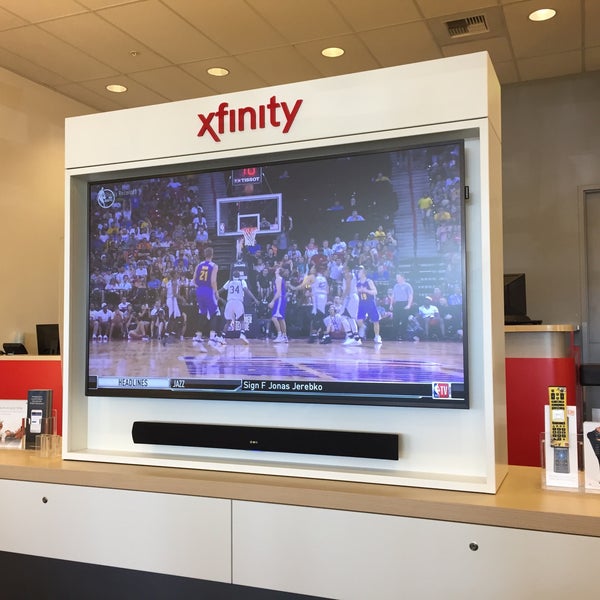 XFINITY Store - Factoria - Bellevue, WA