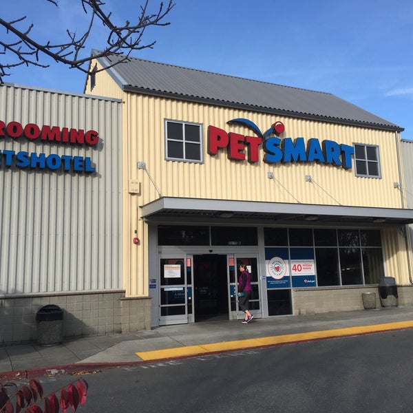 Photos at PetSmart - Pet Store in Bellevue