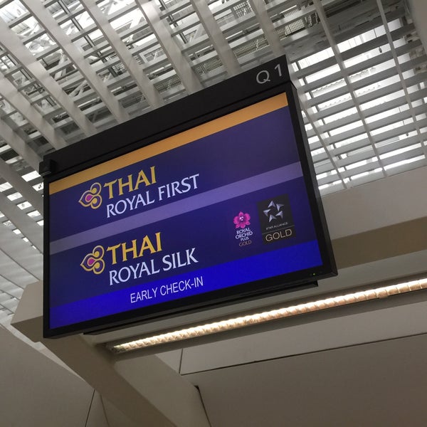 Thai Airways Check-in Counter