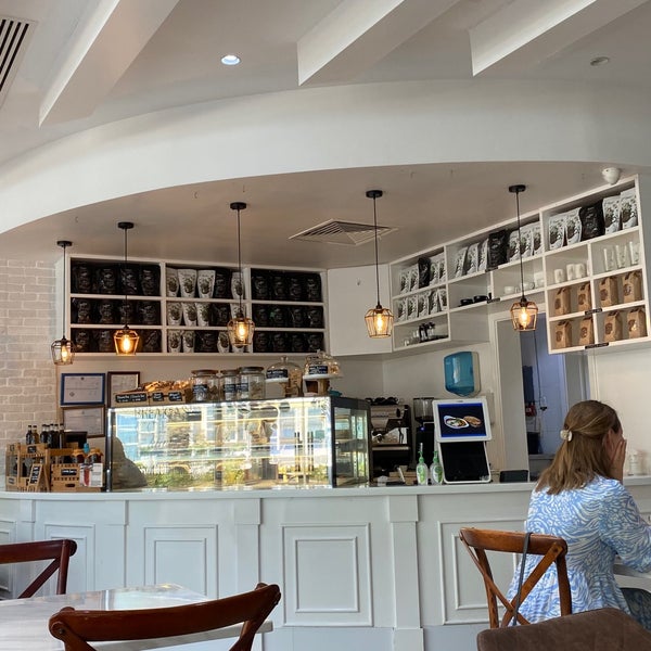 Mani's Gourmet Cafe - 14 tips from 424 visitors