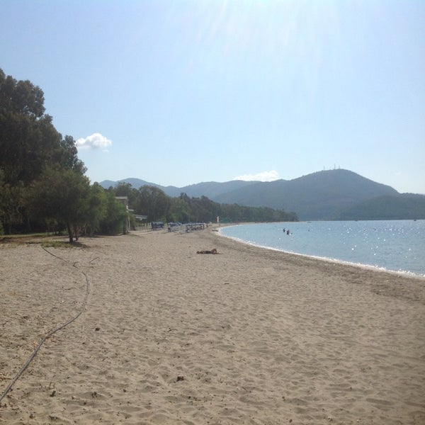 Παραλία Δρέπανο (Drepano Beach) - Παραλία Δρέπανο
