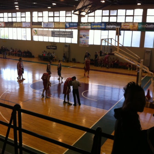 Κλειστο Γηπεδο Μπασκετ Ζωγραφου - Basketball Court