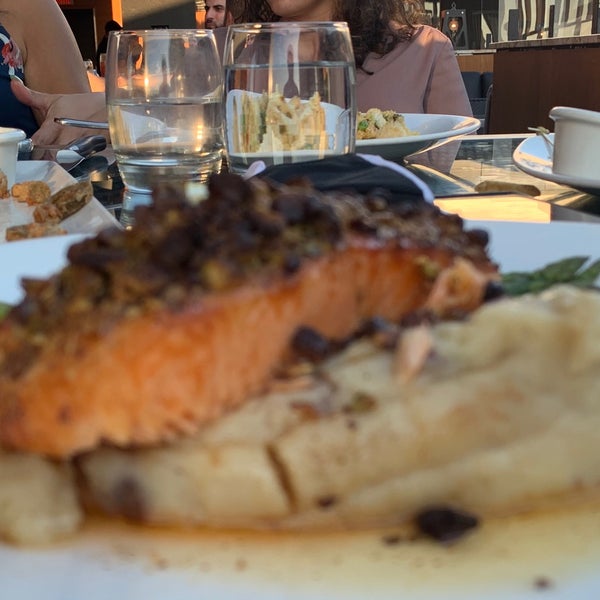 The Keg Steakhouse + Bar - Laval - Chomedey - 3035 Boul Le Carrefour