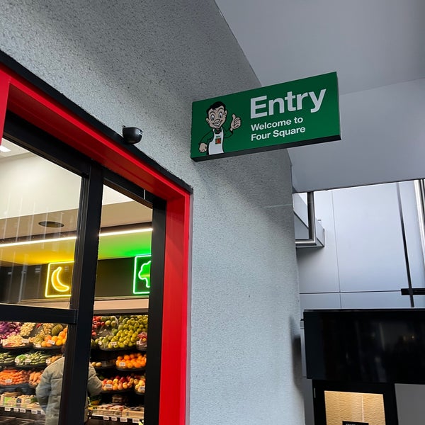 Four Square - Convenience Store in Queenstown