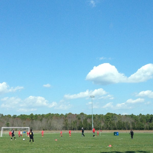 Gabriel Memorial Field - 1 tip