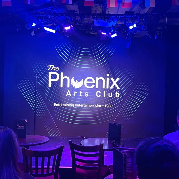 Phoenix Artist Club - Bar in London