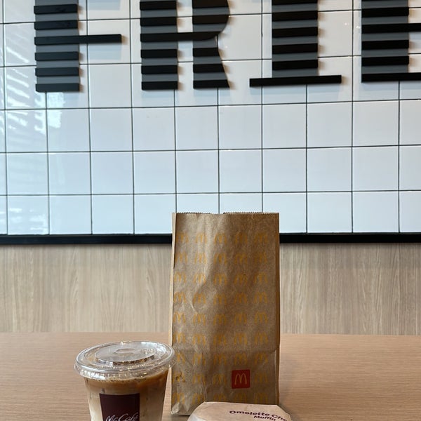 McDonald's - Fast Food Restaurant in Bandar Perda