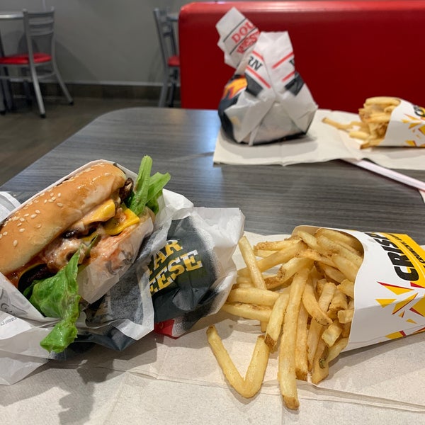 Carl's Jr. / Green Burrito - Fast Food Restaurant in Saint Mary