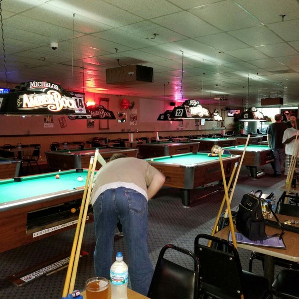 8-Ball Sports Bar & Billiards - Forest Park East - 3 tips