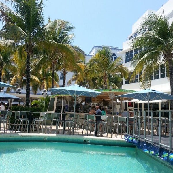 Clevelander Pool