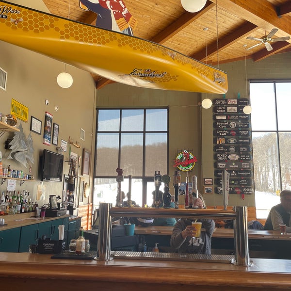 Peak Bar & Cafe - Portage, WI