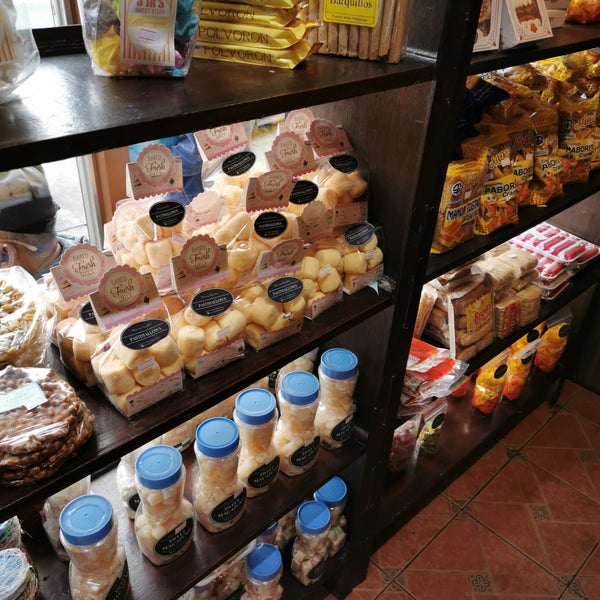 Loumars Pies & Tarts - Tagaytay, Cavite