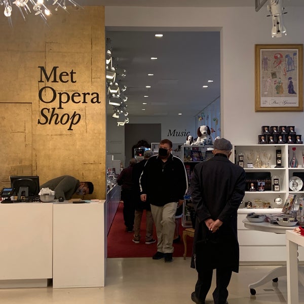 Met Opera Shop - Lincoln Square - 2 tips