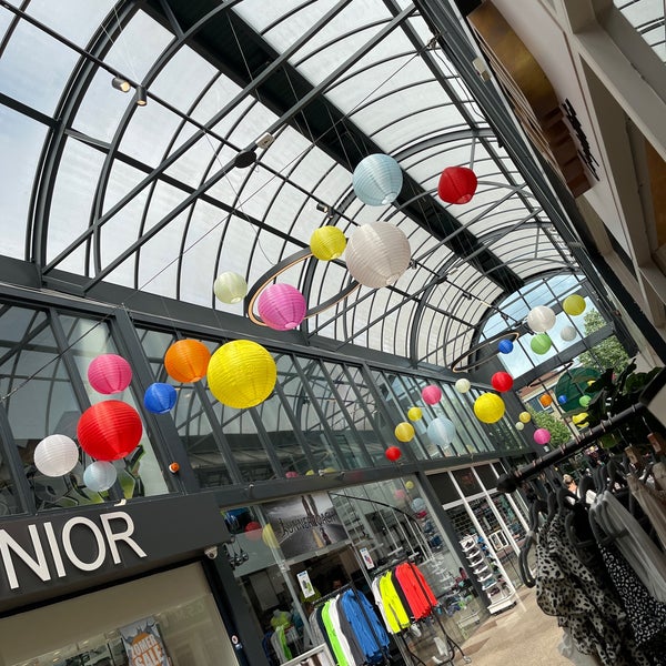 Winkelcentrum Polderplein - Hoofddorp - Polderplein