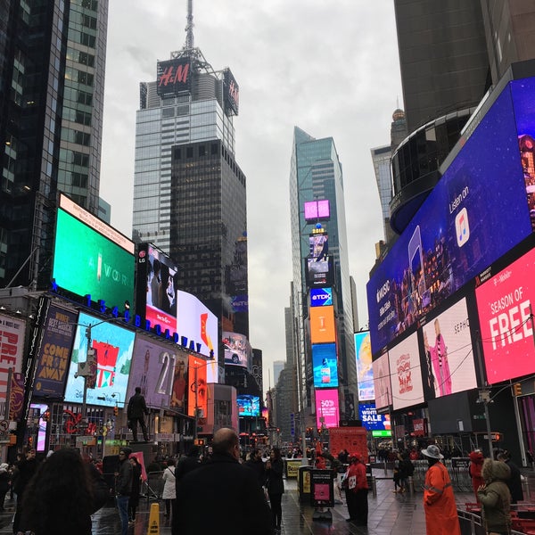 1540 Broadway - Office in New York