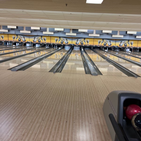 Stardust Bowl - 37 E Lorraine Ave