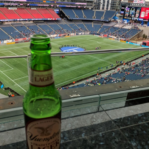 Photos at Putnam Club - Arts and Entertainment