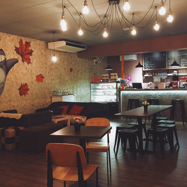 Maple Leaf Bakery & Cafe (楓葉) - Butterworth, Pulau Pinang
