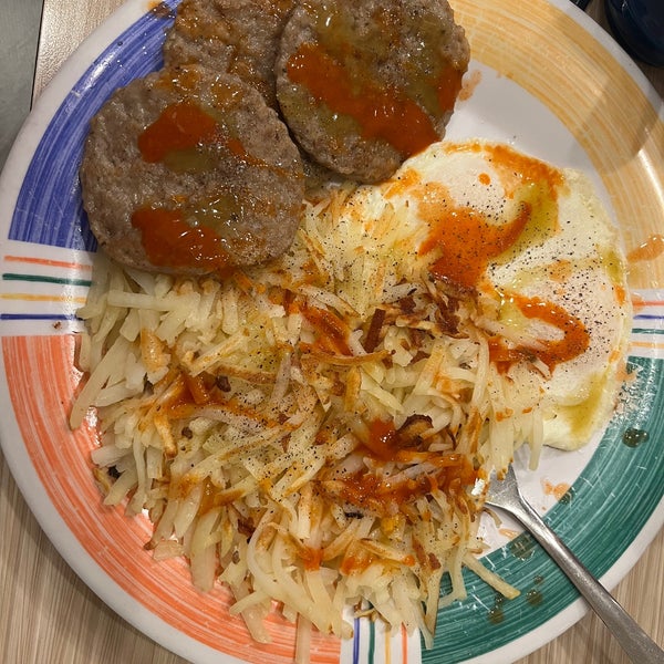 Dee's Family Restaurant - Diner in Sugar House