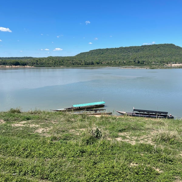 จุดชมวิว แม่น้ำสองสี (Two-Color River View Point) - Scenic Lookout in ...
