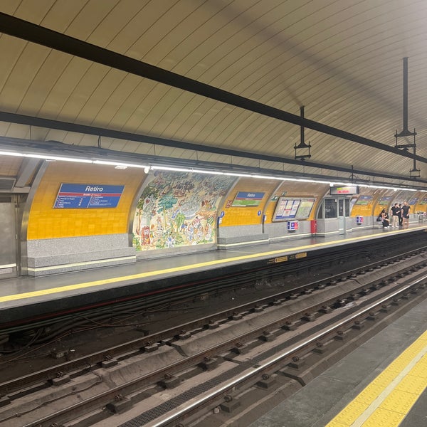 Metro Retiro - Metro Station in Madrid