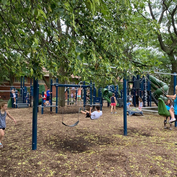 Hamlin Park - Park in Chicago