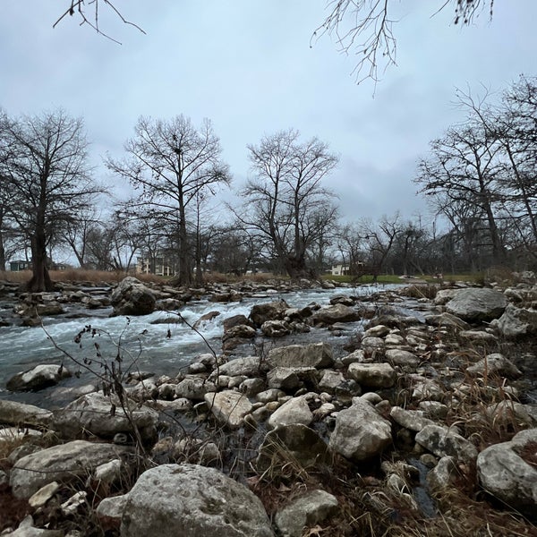 Rockin' "R" On The River - 1299 Gruene Rd