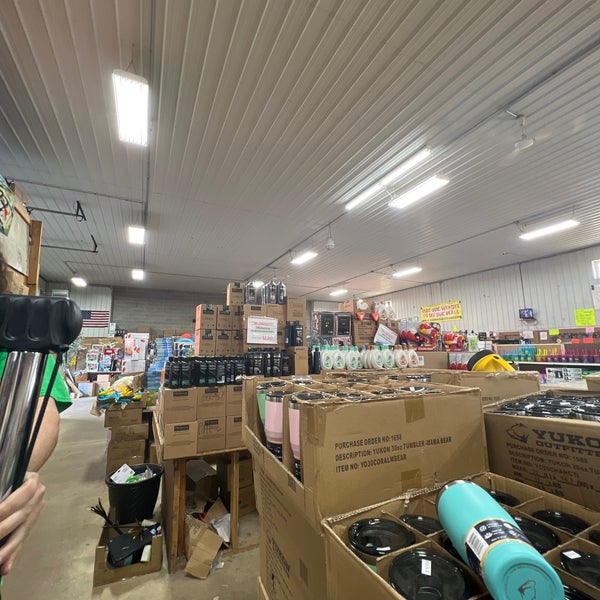 B & G Discount - Hardware Store in Schoolcraft