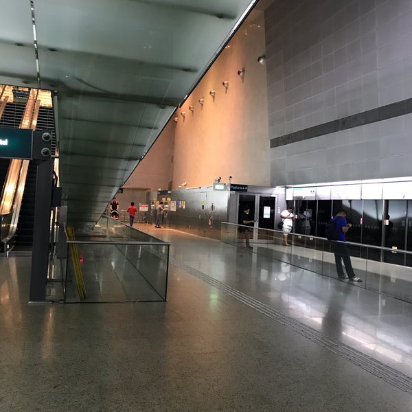 Aljunied MRT Station (EW9) - Central Region - 81 Lorong 25 Geylang