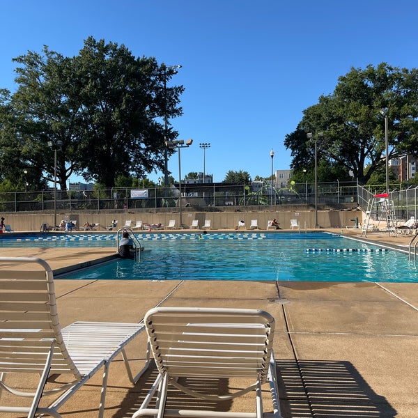 Harry Thomas Sr. Recreation Center - Eckington - 3 tips from 206 visitors