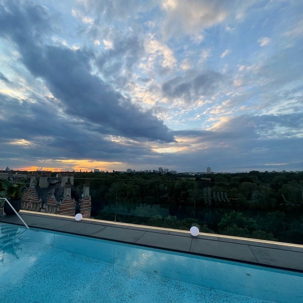 The Berkeley Hotel Rooftop Pool - Knightsbridge and Belgravia - 77 ...