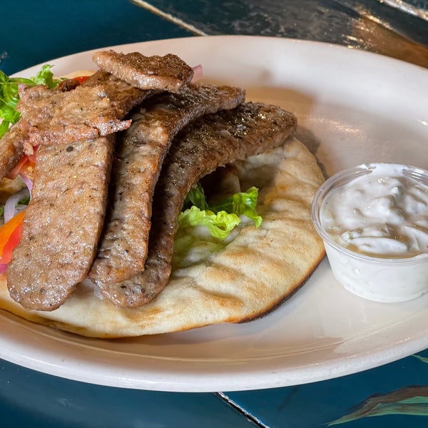 Theo's Metro - Greek Restaurant in Kingston